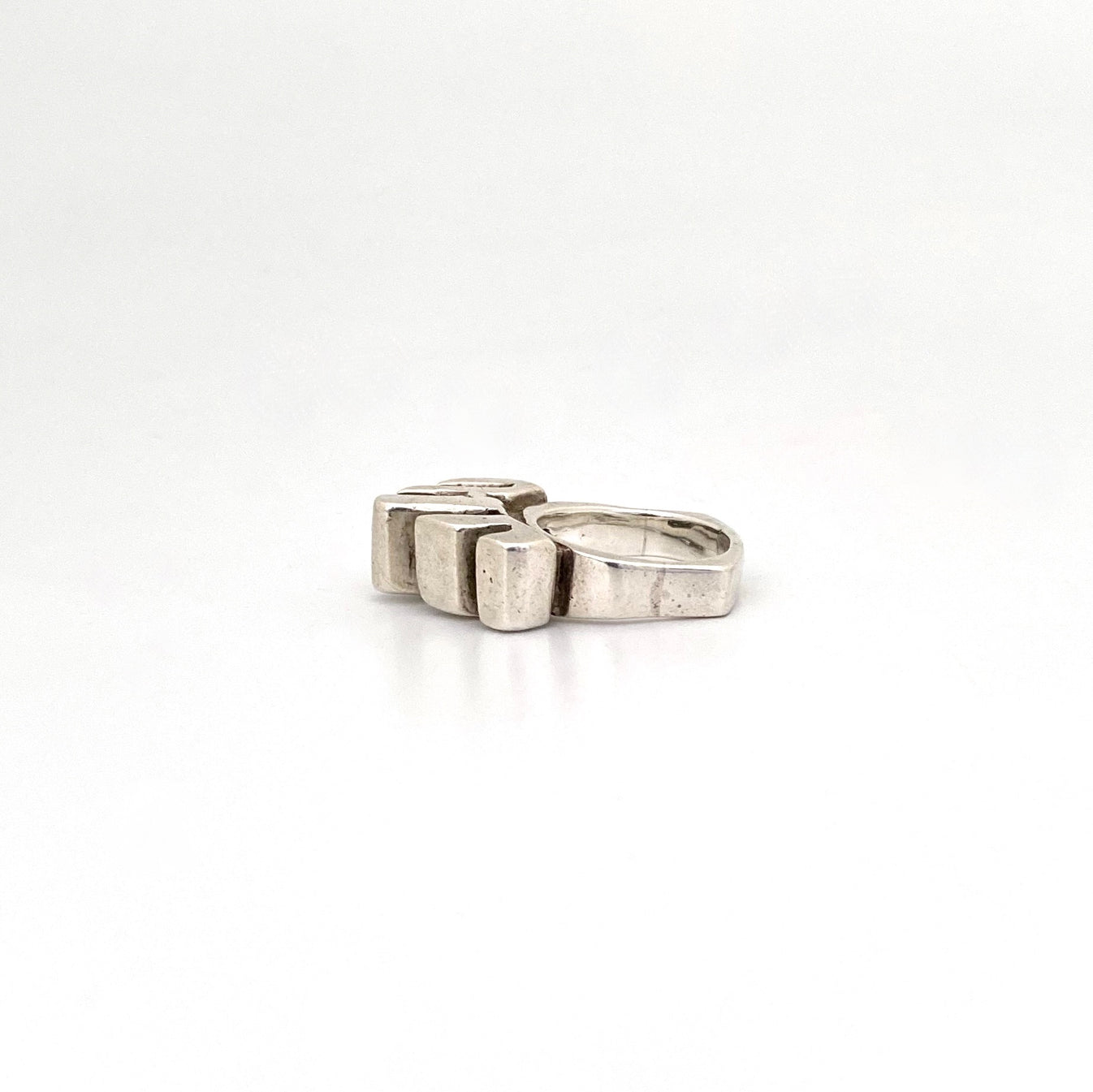 large & heavy silver ring – Samantha Howard Vintage